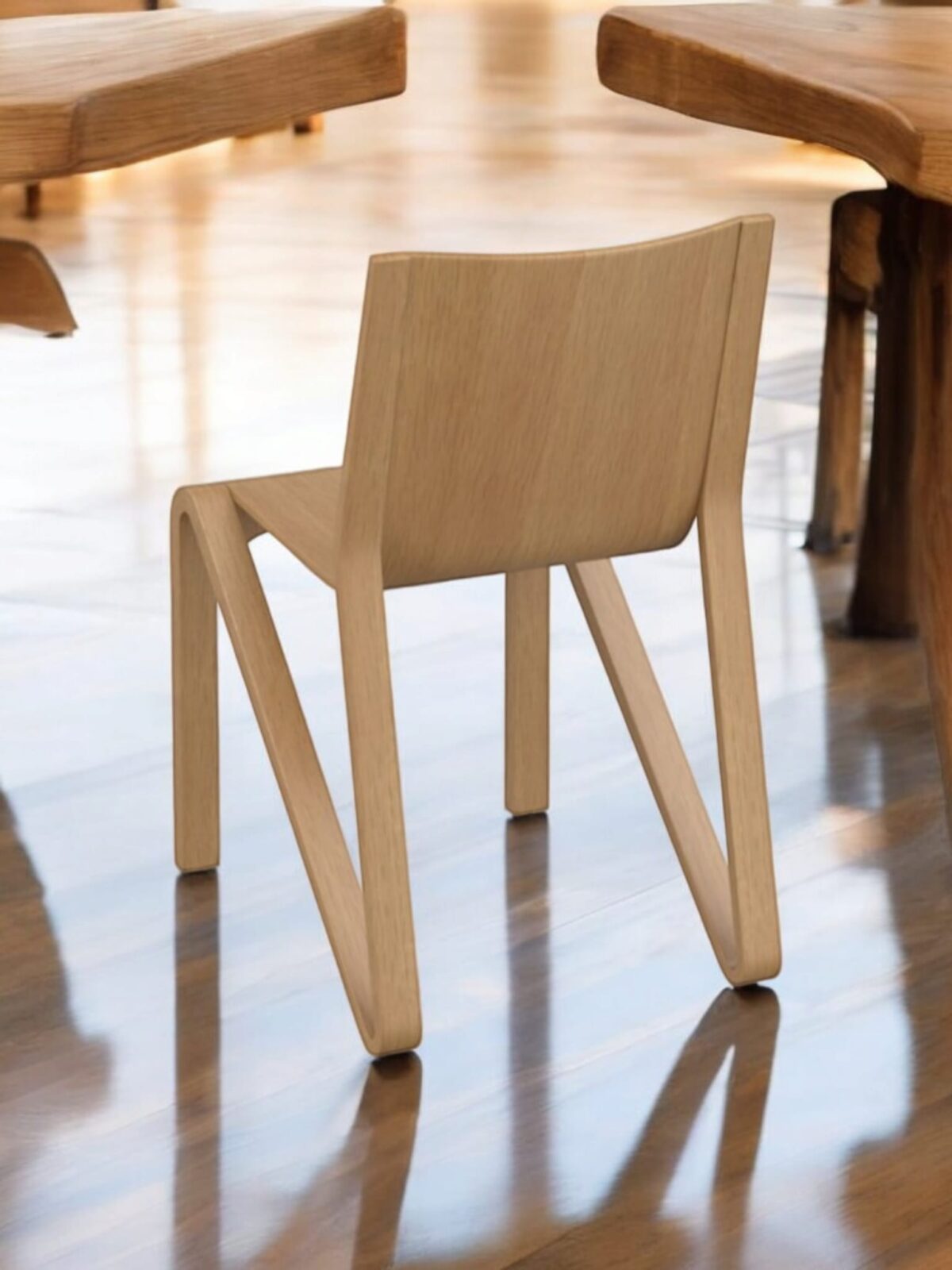 Indoor Mid-Century Modern Chair in Solid Oak & Oak Veneers